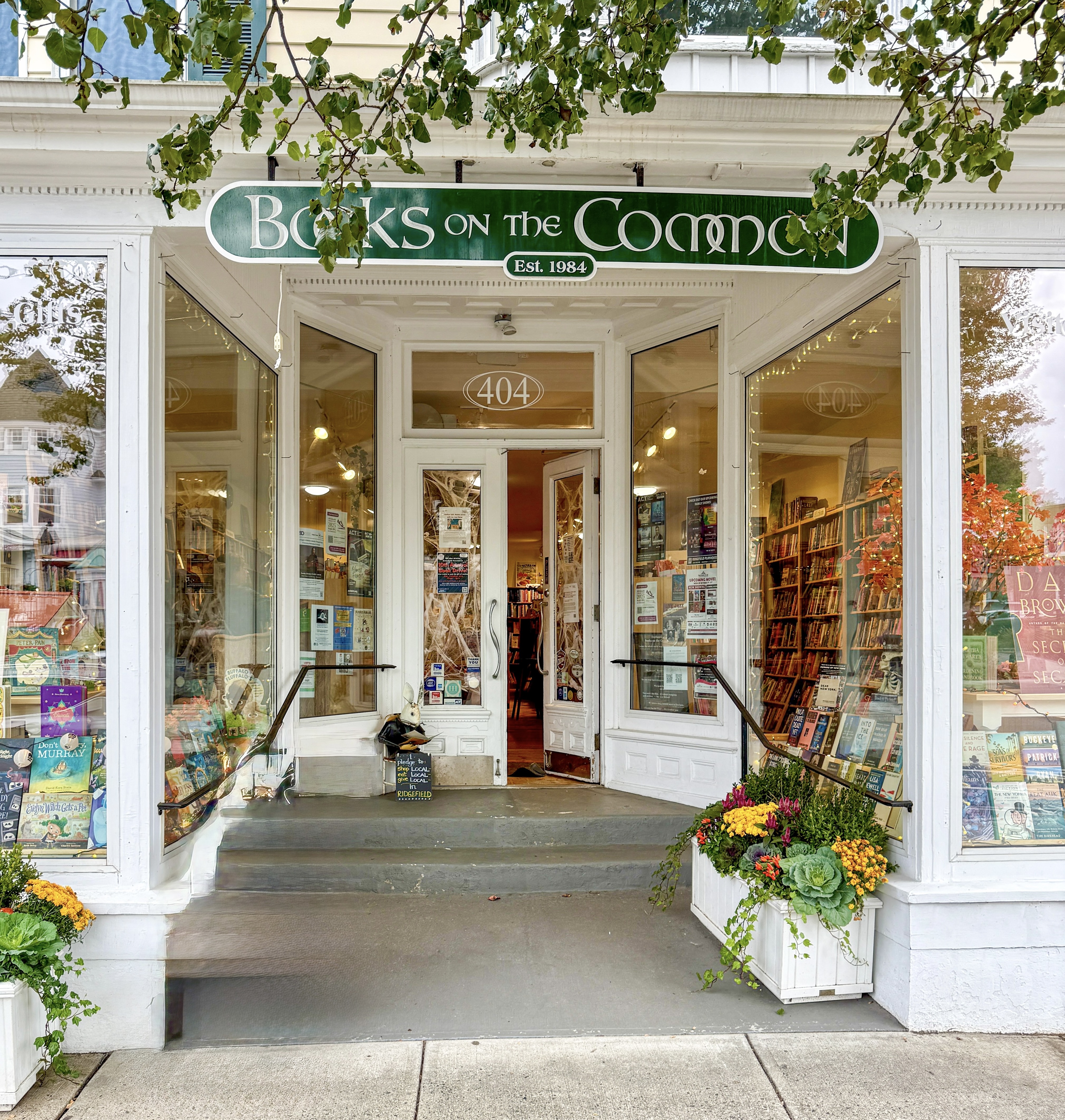 Find Your Favorite Story at Connecticut's Independent Bookstores | CTvisit