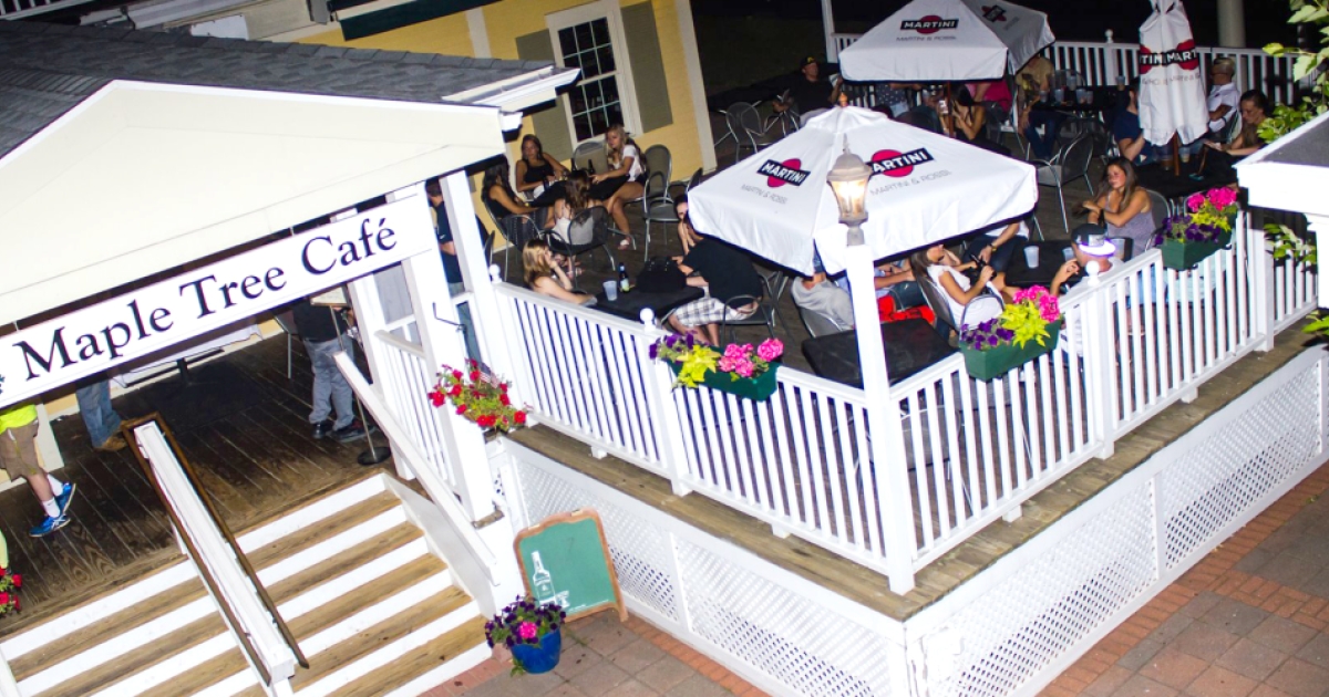 Maple Tree Café | CTvisit