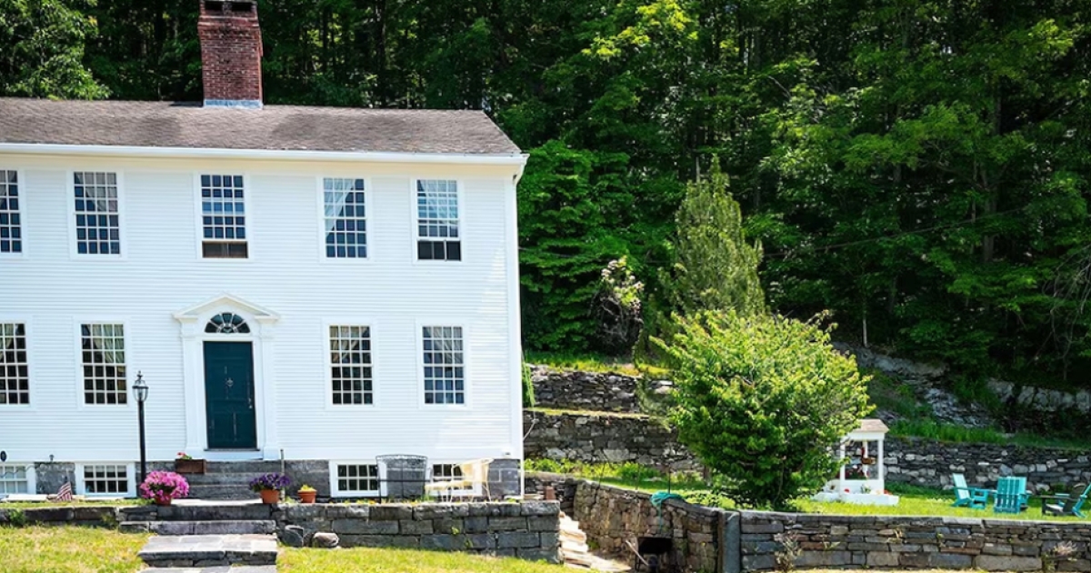 Historic Connecticut Riverview Getaway | CTvisit