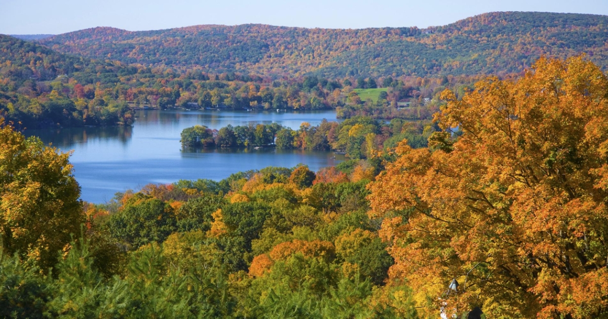 The Ultimate Foliage Tour - Western Connecticut | CTvisit