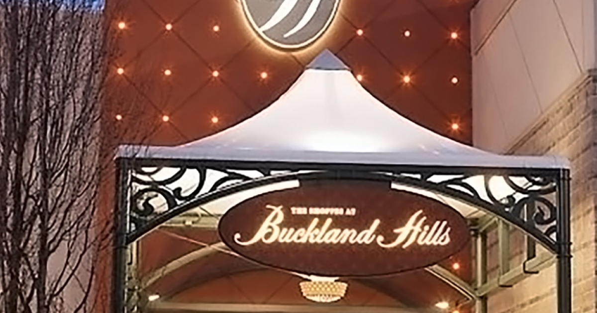 The Shoppes at Buckland Hills | CTvisit