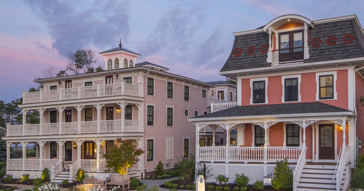 Tall Tales Guesthouse at Saybrook Point Resort & Marina | CTvisit