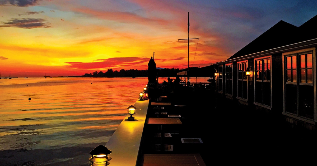 Waterfront Dining | CTvisit