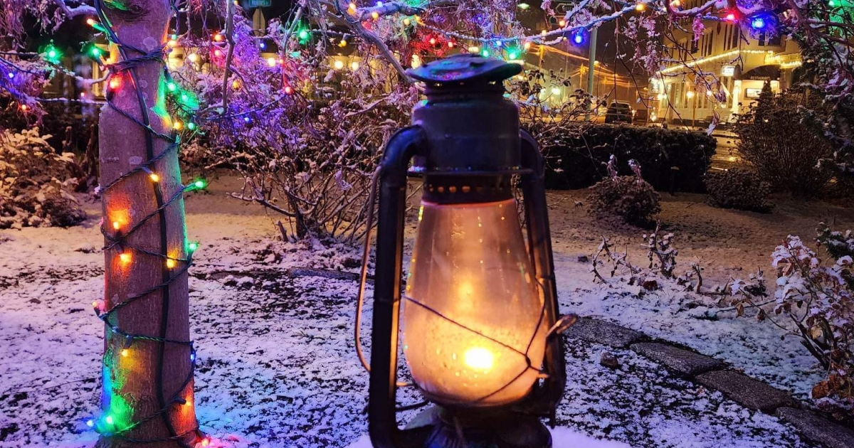 Ghosts of Christmas Past Downtown Mystic Ghost Tours | CTvisit