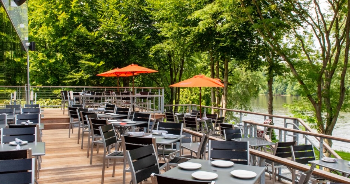 River - A Waterfront Restaurant & Bar | CTvisit